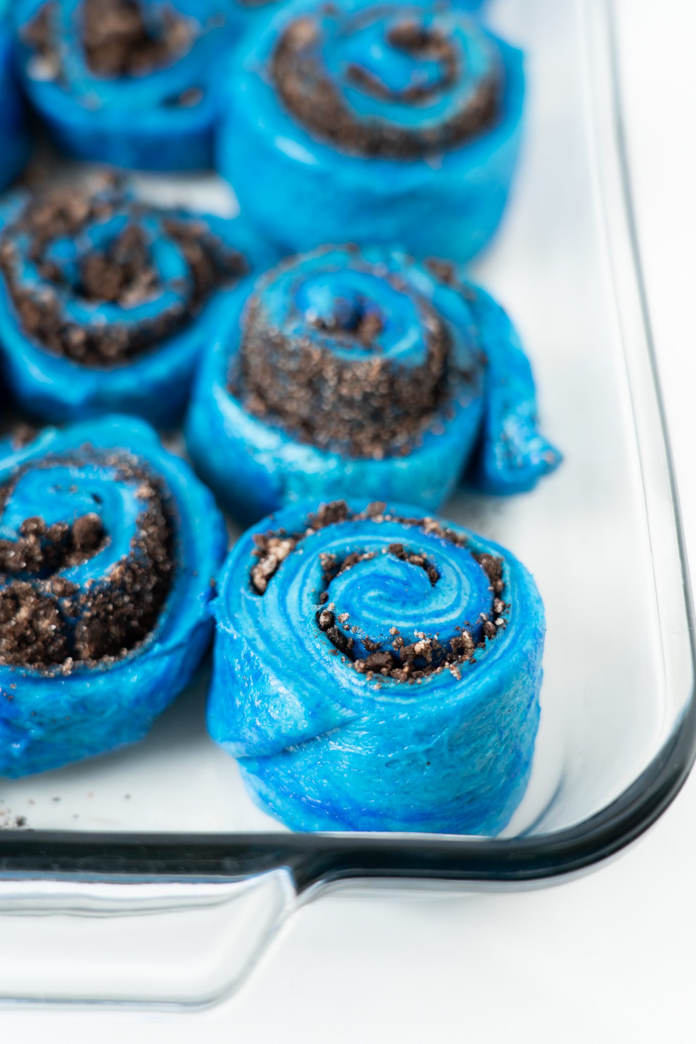 Cookie Monster Cinnamon Roll - TastyAZ