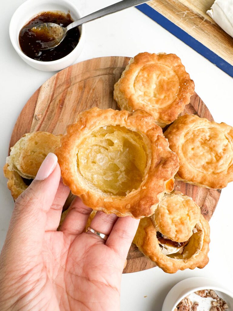 Christmas Brie Recipe - TastyAZ