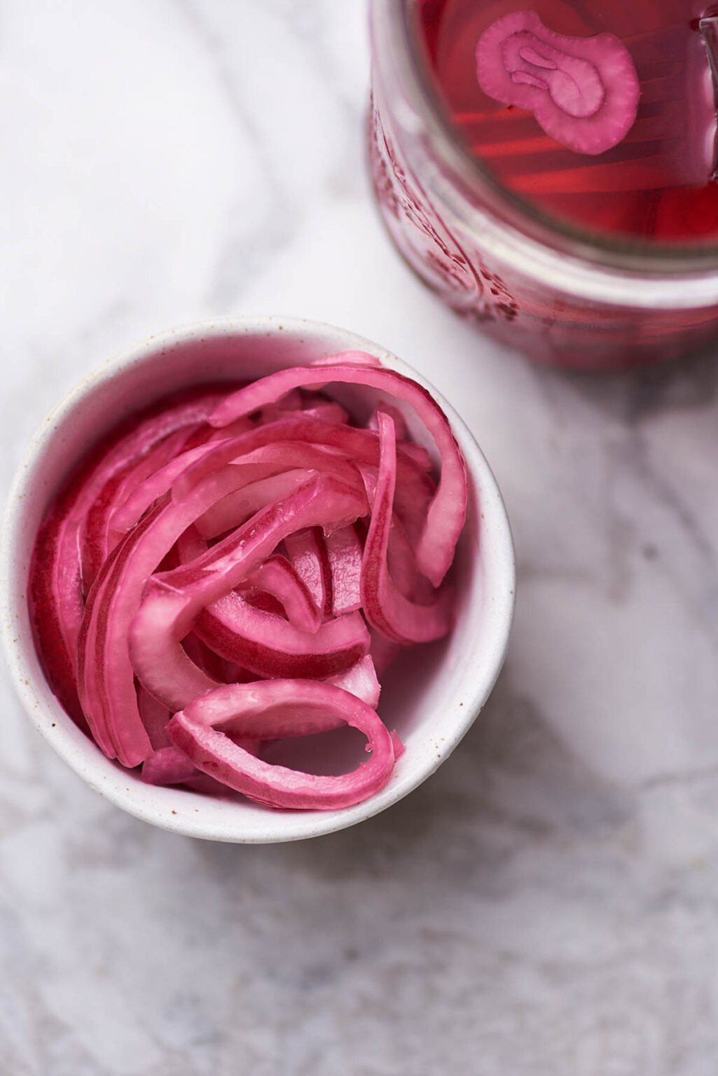 Easy Mexican Pickled Red Onions For Tacos - TastyAZ